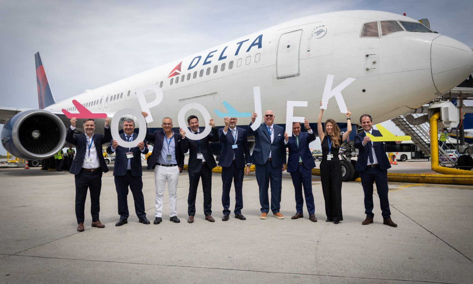 Delta inaugura voos diários entre Porto e Nova Iorque com Boeing 767 ...